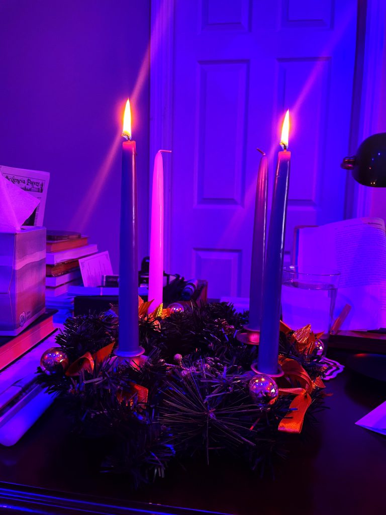 Advent Wreath Week 2 (without center candle) – MonaLisa Twins